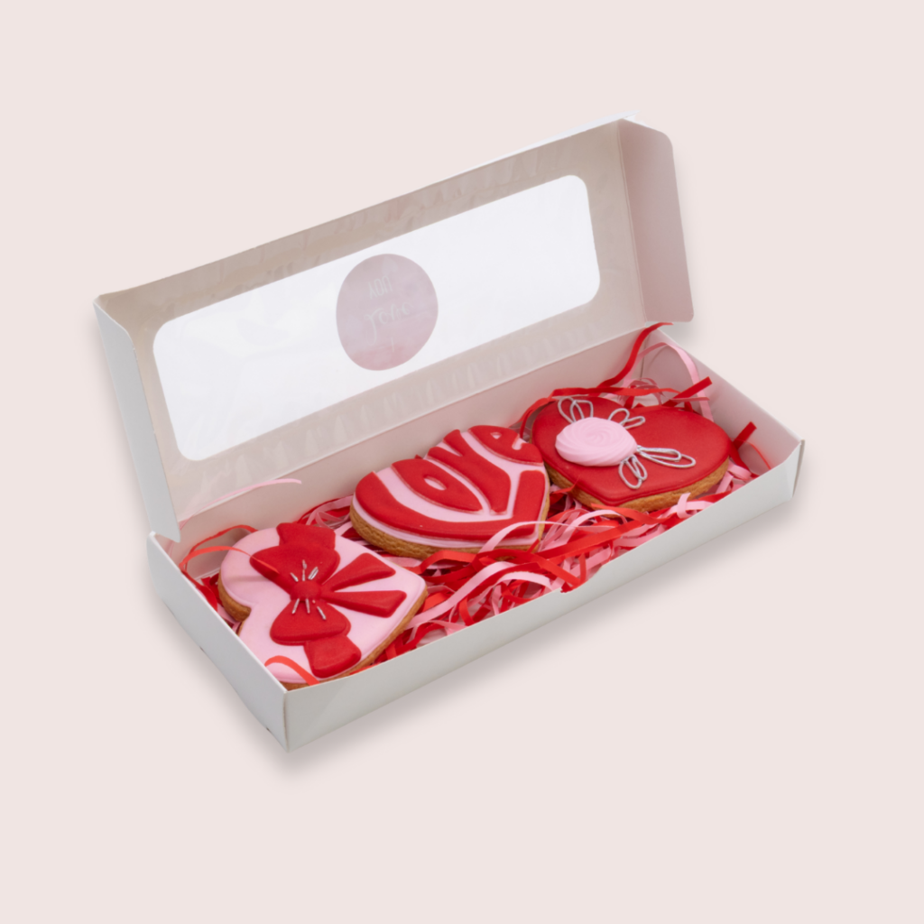 Valentine’s Cookie Gift Box | 3 Decorated Heart Cookies